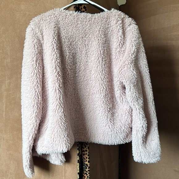 H&M | Jackets & Coats | Hm Faux Fur Light Pink Teddy Jacket | Poshmark